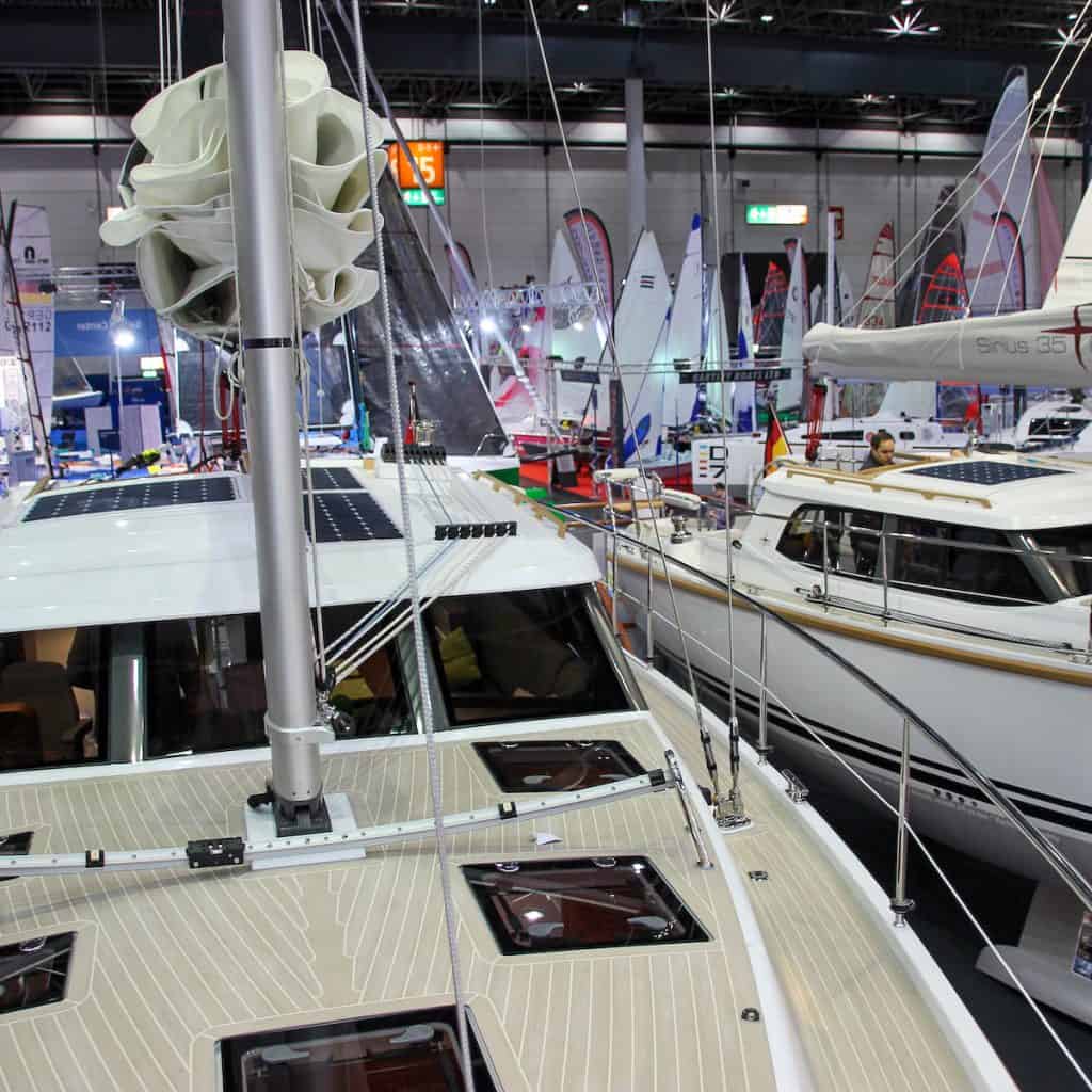 Sirius 40 DS Decksalon-Yacht - 302Wp SP-Serie - SOLBIAN Solar